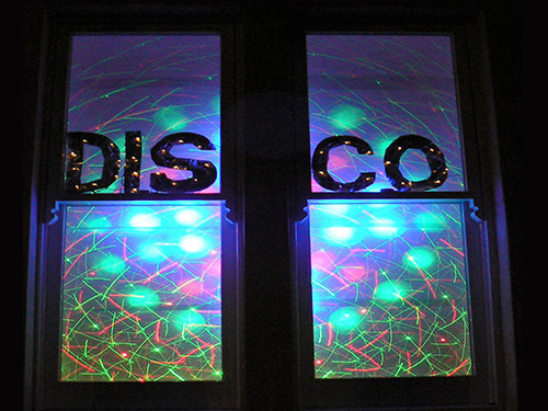 Window Wanderland – A Covid-safe way to connect people, transforming ...